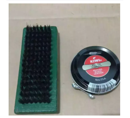 Kiwi Paste Semir Sepatu Hitam Coklat Dan Sikat | Lazada Indonesia