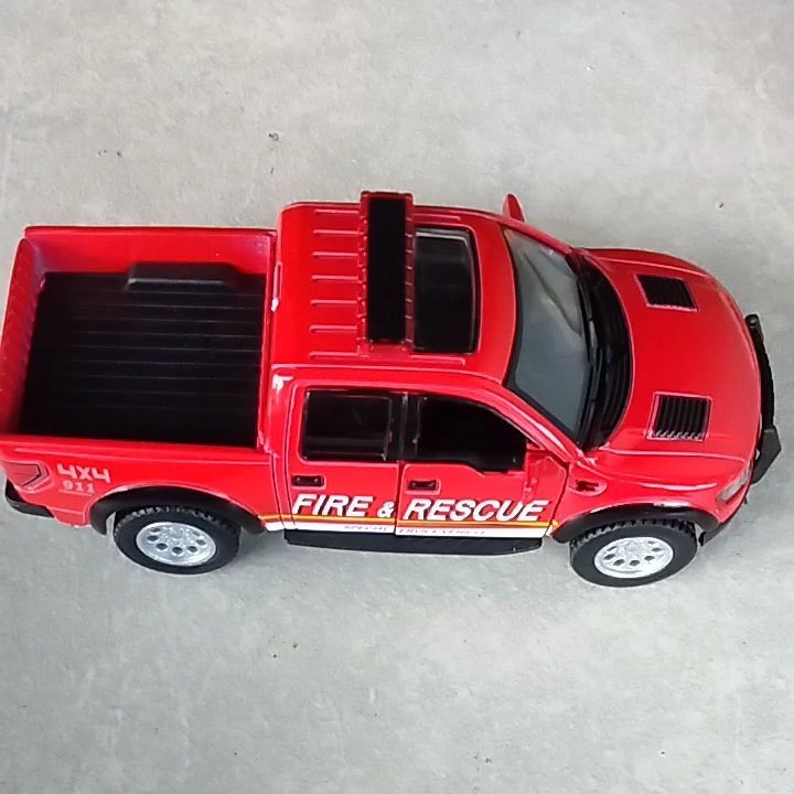 2013 Ford F-150 SVT Raptor SuperCrew ( Police / Fire Rescue) | Lazada.co.th