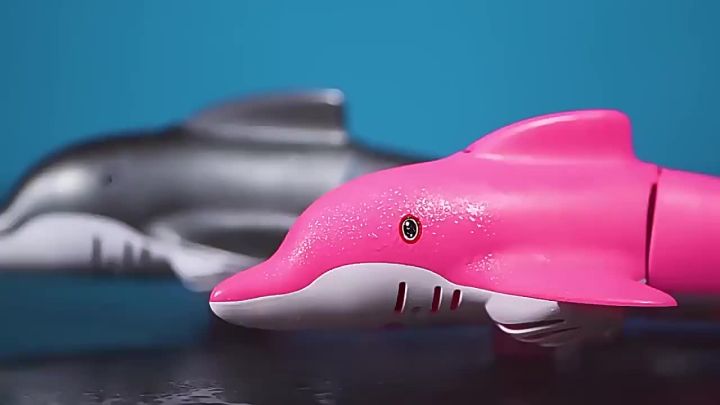 2.4G Remote Control Dolphin Toy Water Spray Dolphin Diving Shark ...