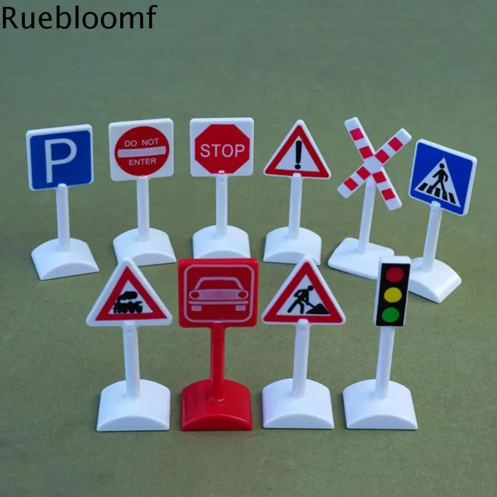 RUEBLOOMF Road Block Dollhouse Speed Limit Sign Model Toy Miniature ...