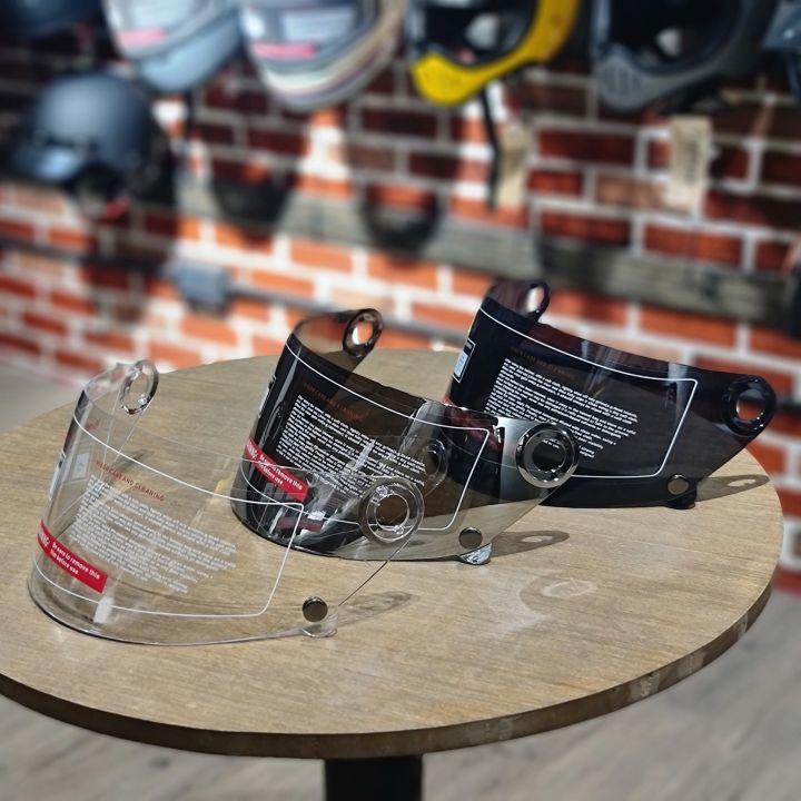 The Retro Helmet Lab | Biltwell Gringo S & Thompson R1 Flat Shield ...