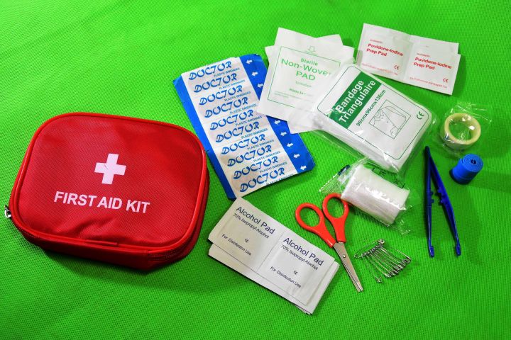 Basic First Aid Kit (First Aid Kit Contents) | Lazada PH