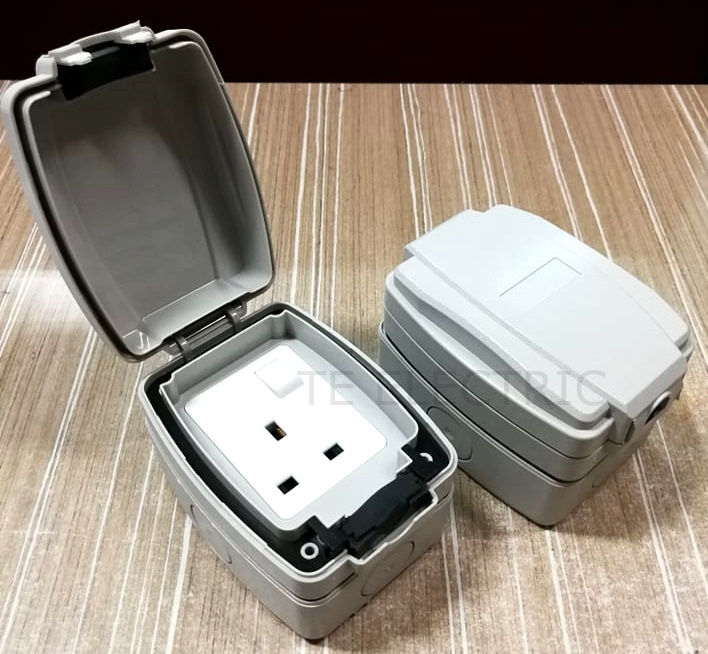 IP65 WATERPROOF 13A SWITCH SOCKET OUTLET WITH COVER W/P 13A SSO SINGLE ...