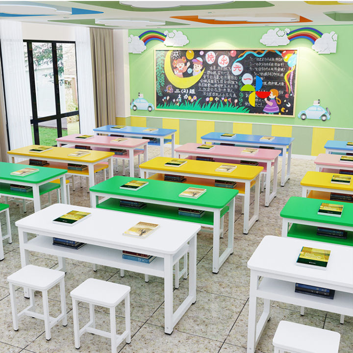 Primary and secondary school students remedial classes desks and chairs ...