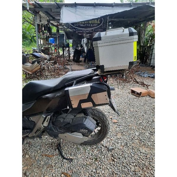 ADV ( 150 - 160 ) - Top Box with Side Bracket HEAVY DUTY | Lazada PH