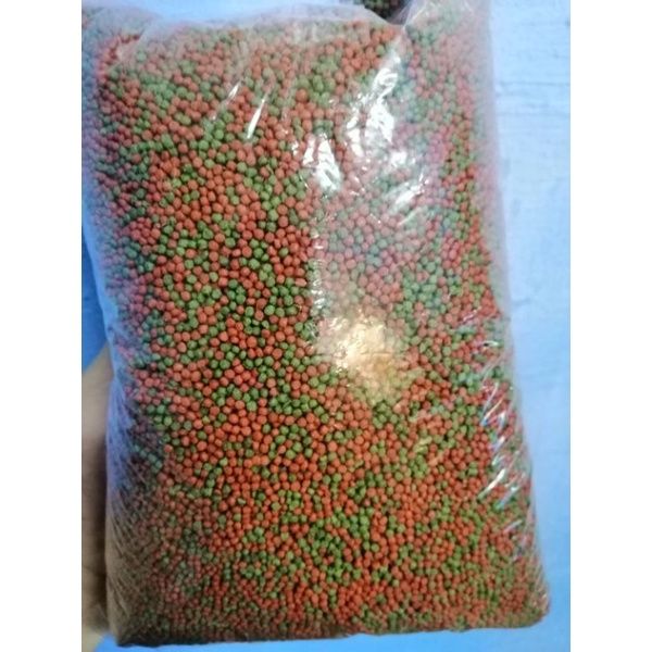 floating pellet aquarium fish food 1kilo red green small and medium ...