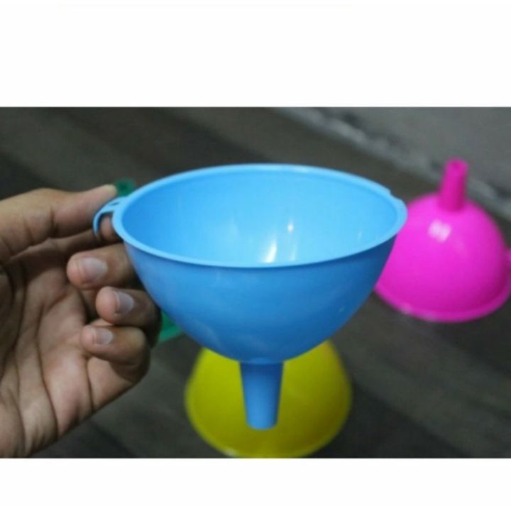 Corong Minyak 11cm Corong Air Cairan Ukuran 11 cm Tanggung Plastik ...