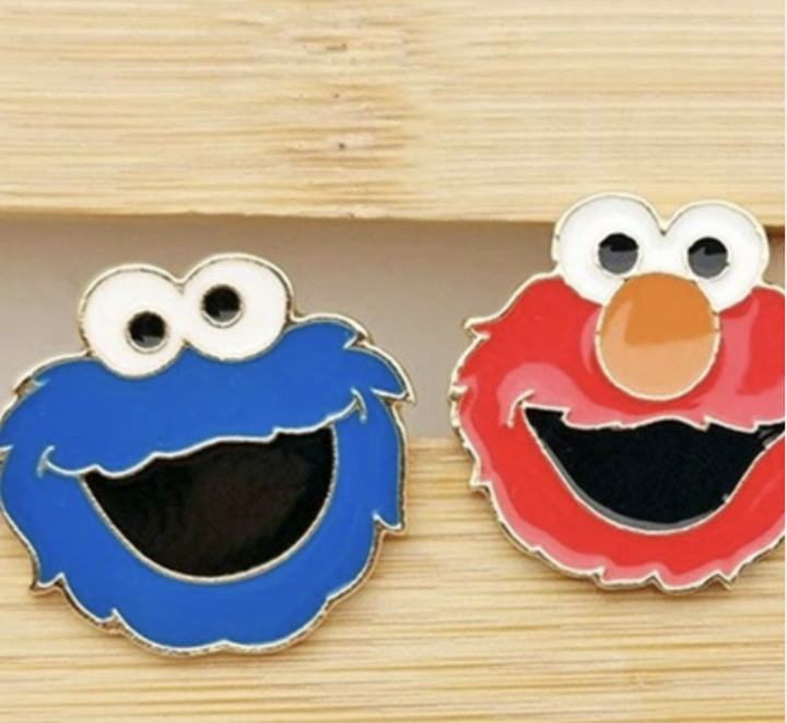 [SG stock] Sesame Street Elmo Cookie Monster brooch | Lazada Singapore