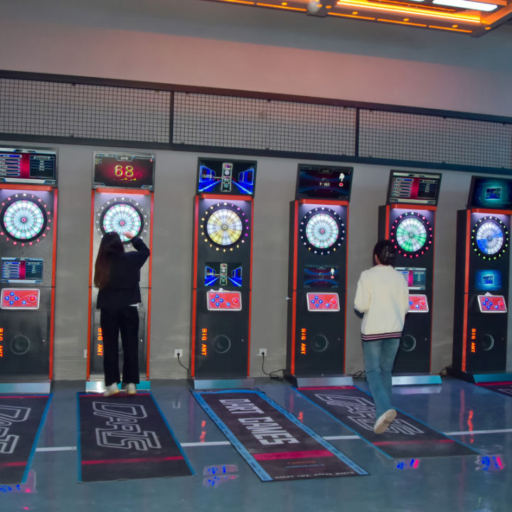 Full-automatic bar electronic darts machine sports flying target sports ...