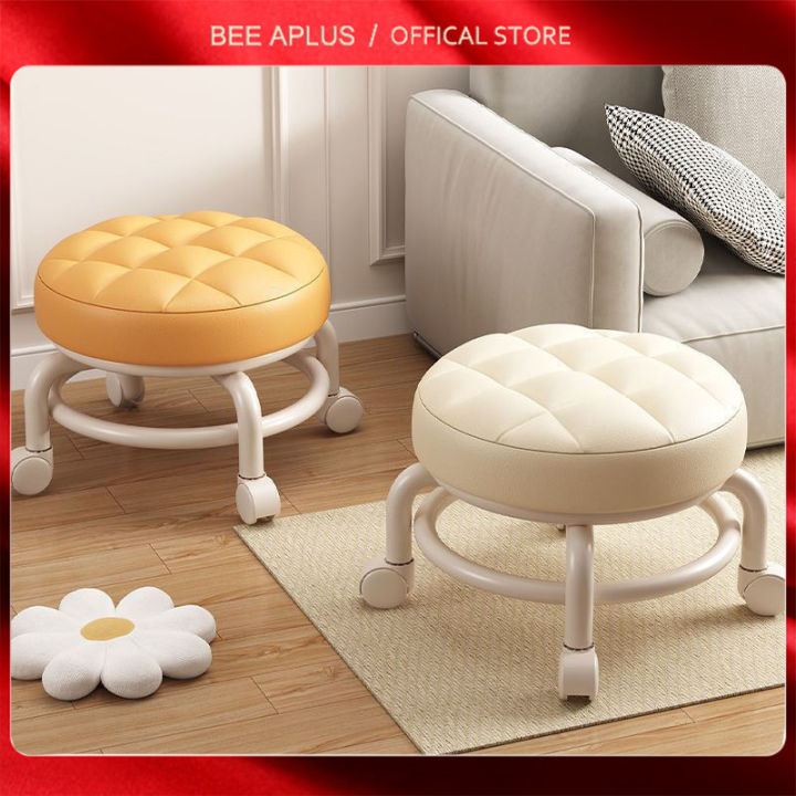 Nordic Small Stool with Wheels Universal wheel stool Children's Pulley ...