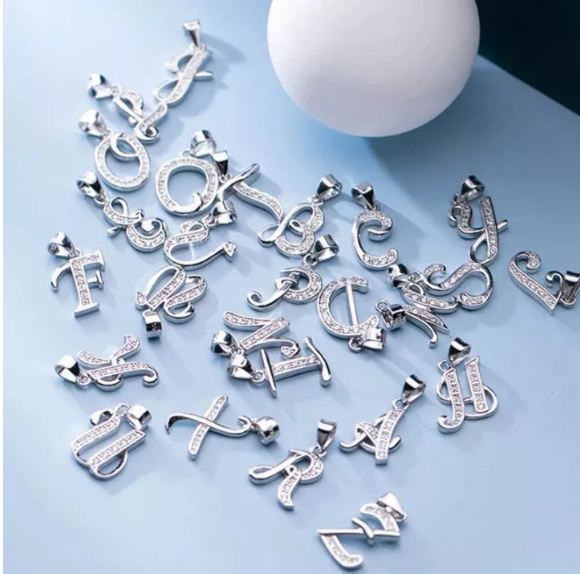 Liontin Kalung Inisial Nama A - Z Terbuat dari Bahan Titanium Anti ...