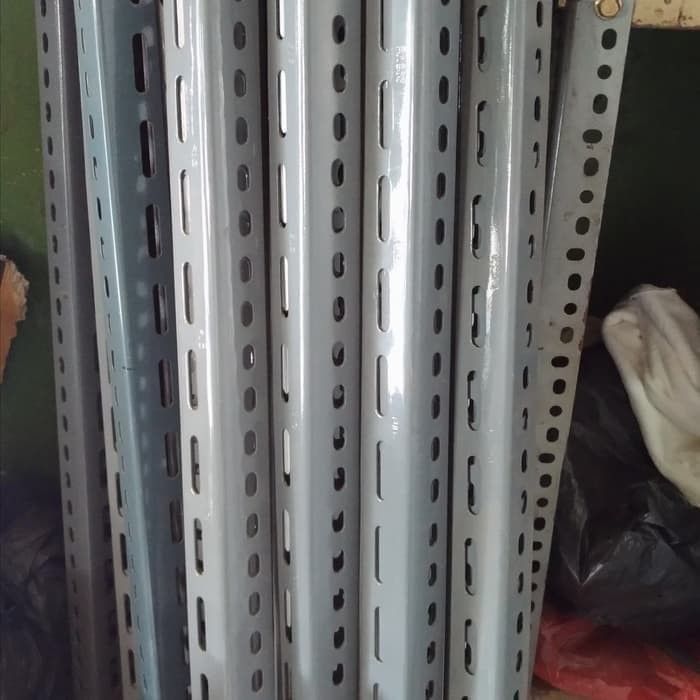 PER 10 PCS BESI SIKU LUBANG IMW 4x4 4 x 4 Panjang 3 Meter Tipis ABU-ABU ...