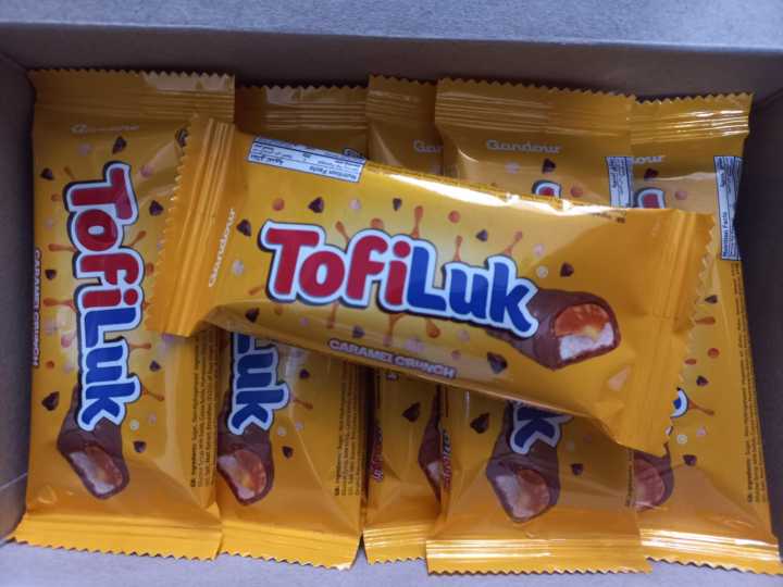 Tofiluk Biskuit coklat Karamel ORIGINAL saudi arabia, coklat oleh-oleh ...