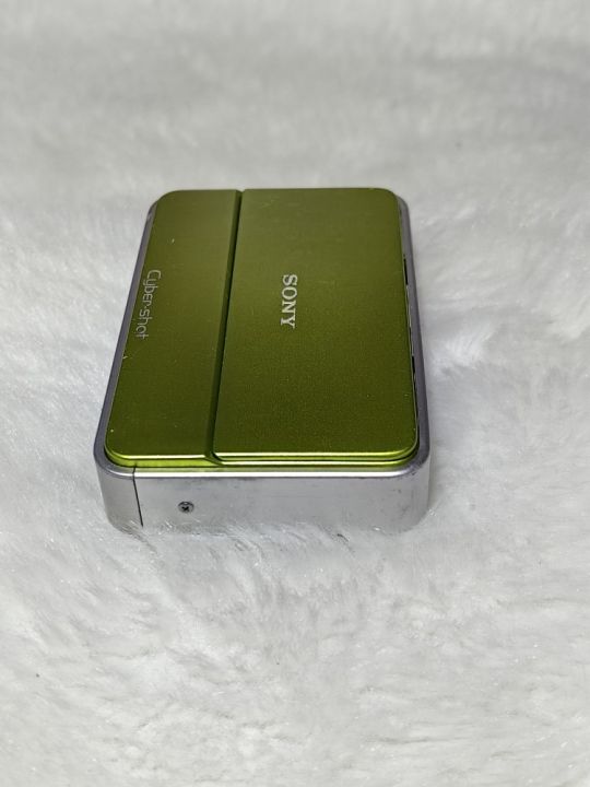 Sony/ Sony DSC-T2 portable classic retro CCD digital camera is ...