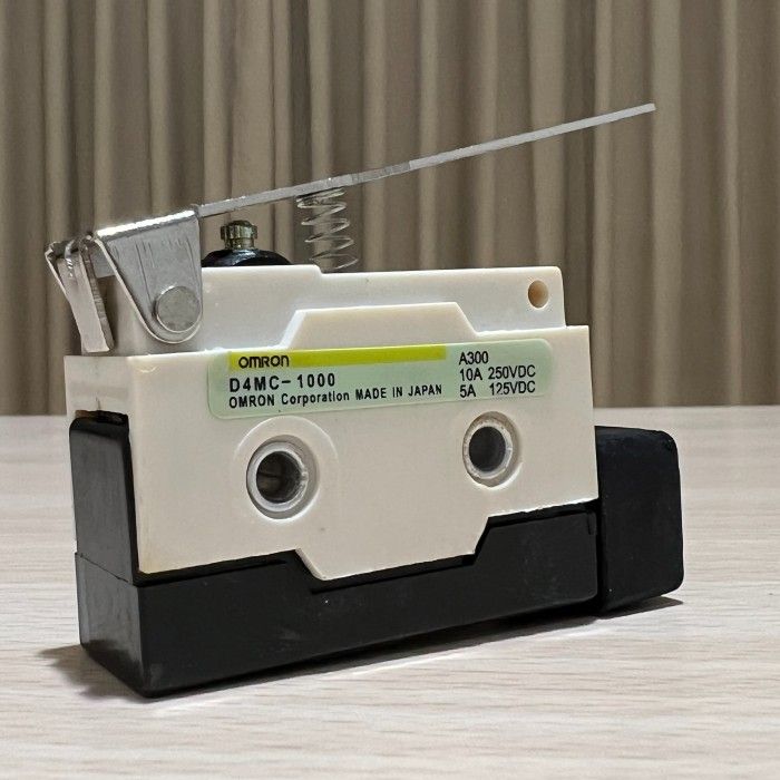 SWITCH LIMIT MICRO PLAT PANJANG MICROSWITCH OMRON ZN D4MC-1000 | Lazada ...