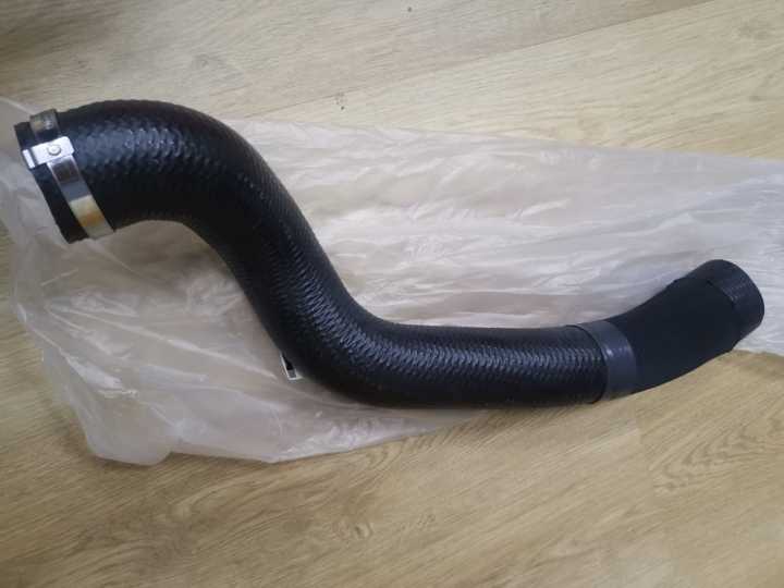 INTERCOOLER TURBO HOSE GENUINE PART (ORIGINAL) FORD RANGER T6 , T7 , T8 ...