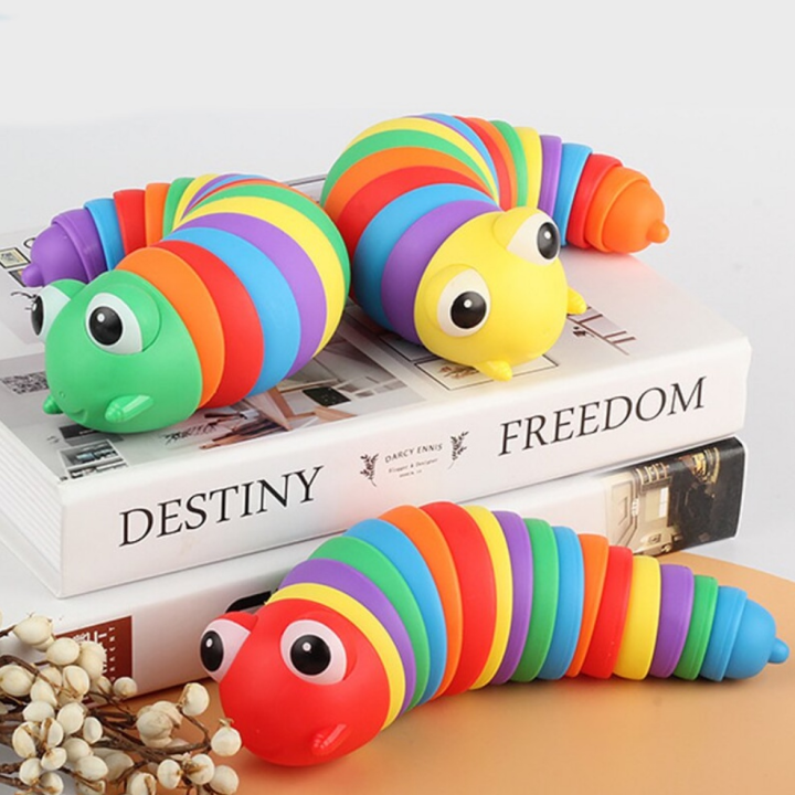 KELLY NEW Fidget Toy Slug Articulated Flexible 3D Slug Joints Curled ...