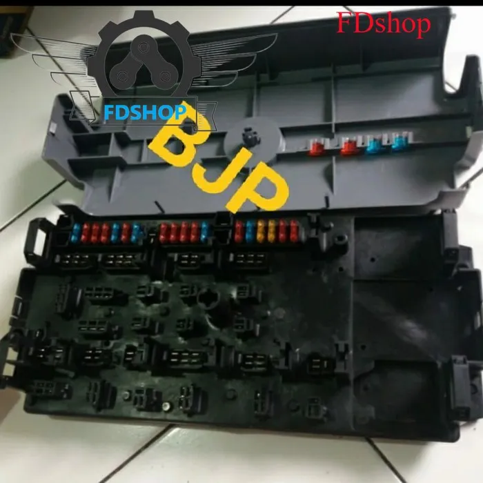 BOK SEKRING FUSE BOX FUSO GANJO PS190 FM516 FM517 PS220 | Lazada Indonesia