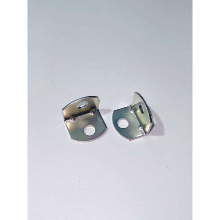 Pát sắt chữ L lỗ 8li 2.5x2.3 dầy 2mm, pass gắn chế không của riêng xe ...