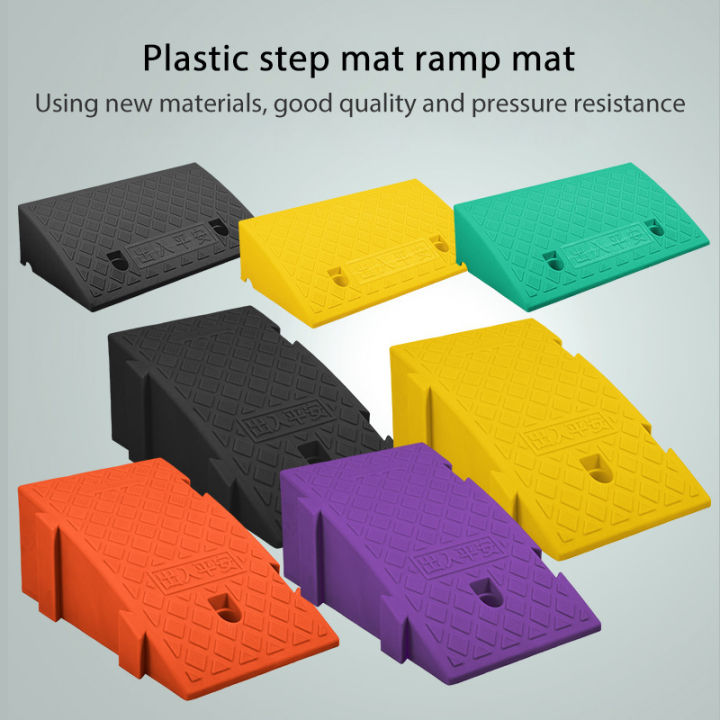 Plastic ramp pad curb curb road traffic triangle pad speed bump ...