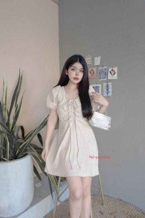 DR42 เดรสแฟชั่นผู้หญิง ชุดเดรสสั้น มินิเดรส คอเหลี่ยม แขนสั้นตุ๊กตา ...