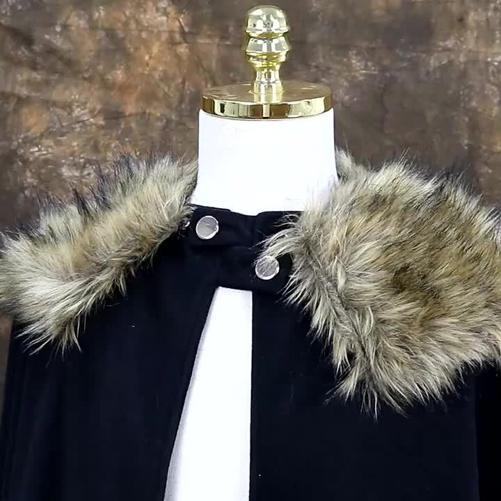 ผู้ชาย Steampunk Trench Coat ยุคกลางเสื้อคลุมขนสัตว์ Victorian Lord คอ ...