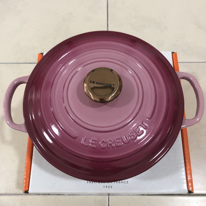 Le Creuset Signature Round Casserole 20 cm (Berry) | Lazada