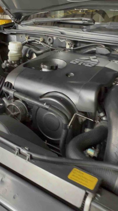 3M ผลิตภัณฑ์เคลือบเงาห้องเครื่อง ซุ้มล้อ ไลเนอร์ ไม่อมฝุ่น | Lazada.co.th