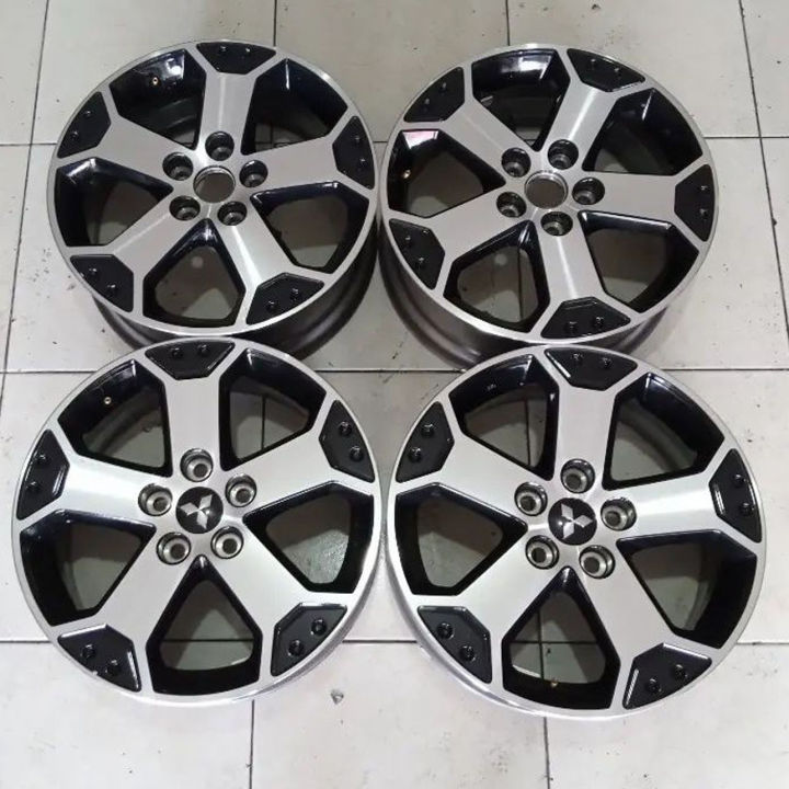 Velg OEM Mitsubishi Xpander Cross Ring-17 | Lazada Indonesia