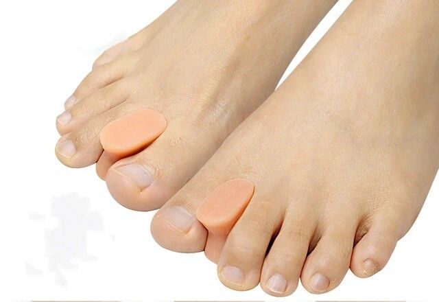 TNT Silicone Big Toe Separator - Beige - Bunion Corrector - Hallux ...
