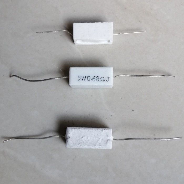 10 Buah 10Pcs 0,68 ohm R R68J Resistor Kapur 5w 5watt 0,68ohm 0,68R 0 ...