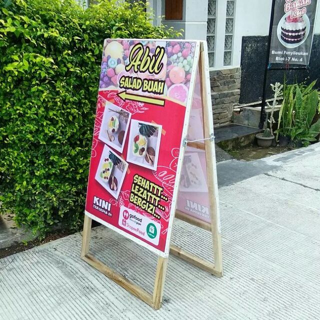 Standing Banner Kayu Ukuran Rangka 130x70 cm Slot Banner 100x70 cm ...