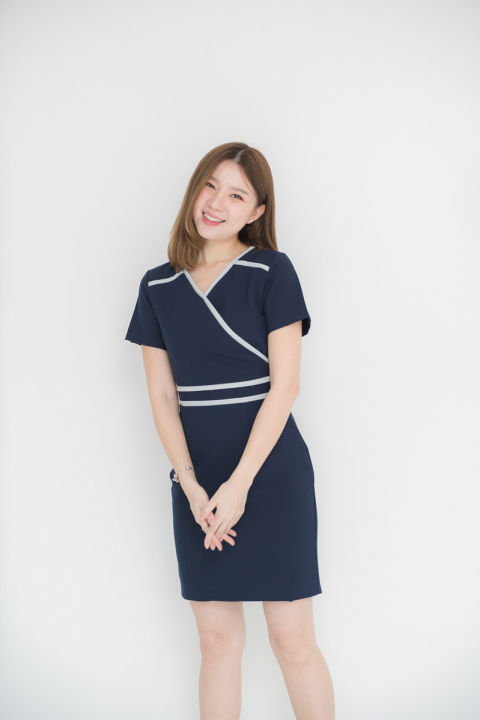 CRAYONBRAND - ชุดเดรส รุ่น Minami dress | Lazada.co.th