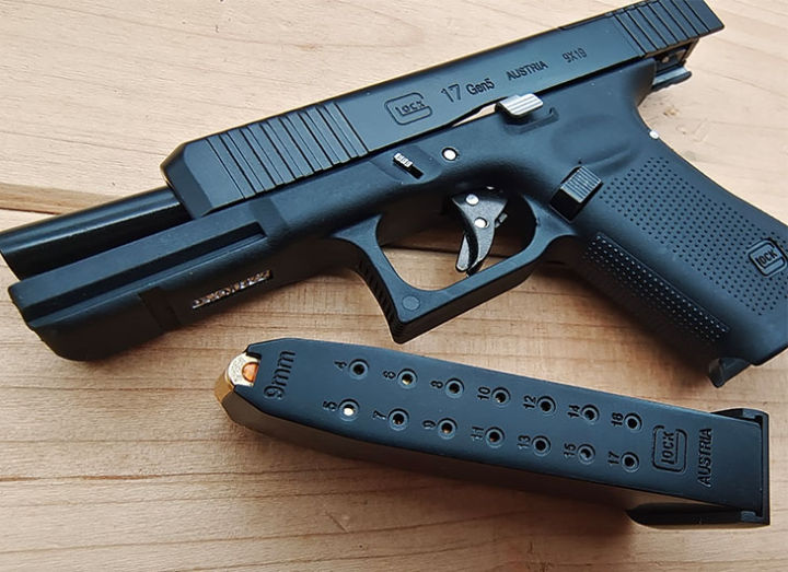 Alloy Empire 1:2.05 GLOCK 17 Gen5 Shell-throwing pistol model alloy can ...