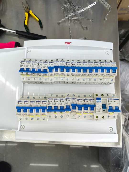 10-34WAY 40A/63A PVC MCB BOX DB SET C/W CHINT/SAFETY 1P MCB & 2P ELCB ...