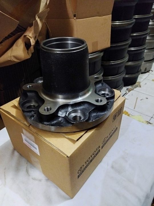 Wheel hub front ori nap roda depan asli hino dutro dyna 125 HT 130 HT ...