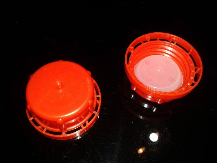 Bottle - Cap & Insert For 10 liter Bottle / Jerrycan/PLASTIC BOTTLE (10 ...