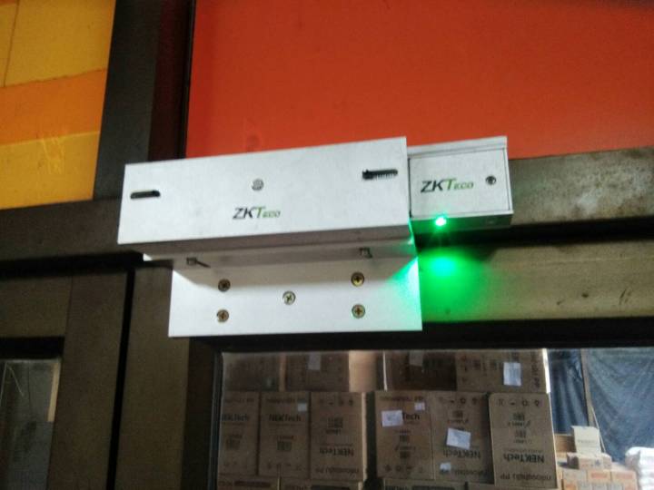 ZKTeco กลอนแม่เหล็ก 600 ปอนด์ 270 กก. พร้อม LZ และ U-จับกระจกบานเปลือย บน-ล่าง | Lazada.co.th