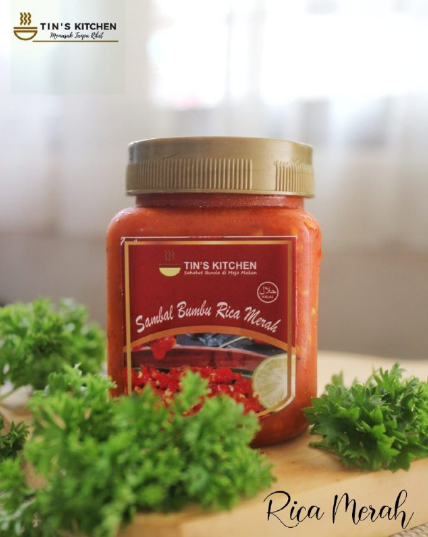 Bumbu Dapur Sambel Cabe Merah / Sambal Rica Merah Tin's Kitchen 375 ...