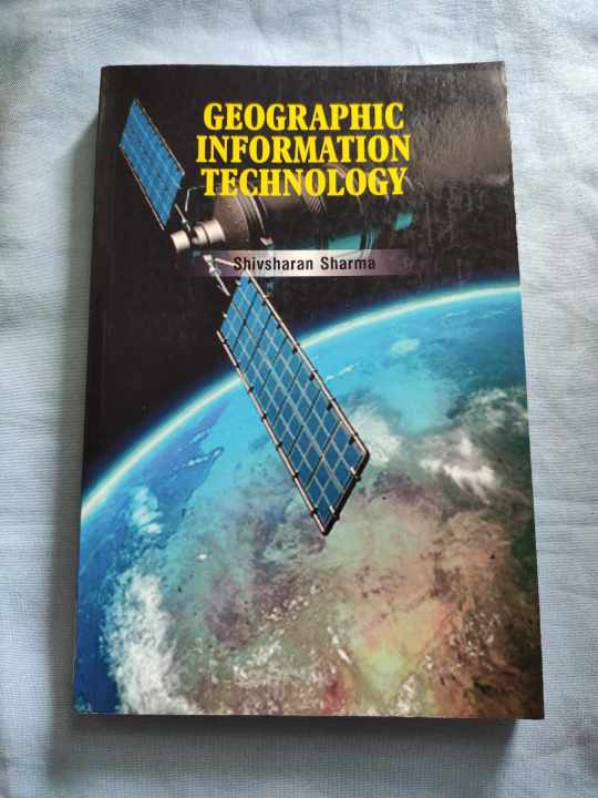 Geographic Information Technology (Paperbind) | Lazada PH