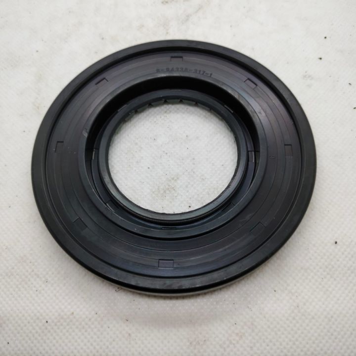 SPARE PART SEAL RODA BELAKANG LUAR REAR AXLE ISUZU ELF NMR 71 OEM PN: 8 ...