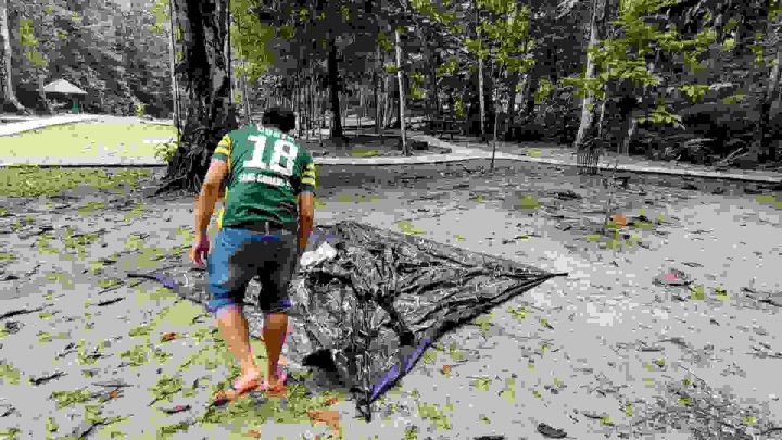 READY STOCK Khemah Camping Tent Mesra Solat Tinggi 2 Meter Automatic ...