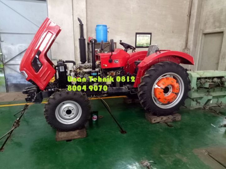 Traktor 32 HP Roda 4 Promo / Mesin Traktor Power 32 HP / Traktor ...