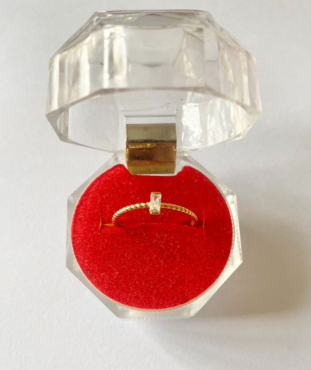 Pawnable 18K Saudi Gold Rectangle Russian Diamond Ring | Lazada PH