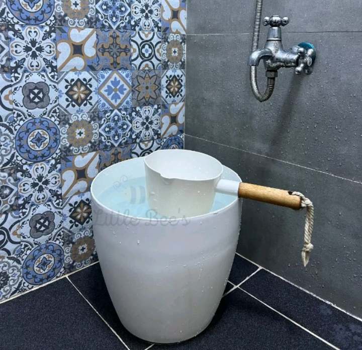 Minimalist Classy Timba & Tabo | White Pail | Aesthetic Water Bucket ...