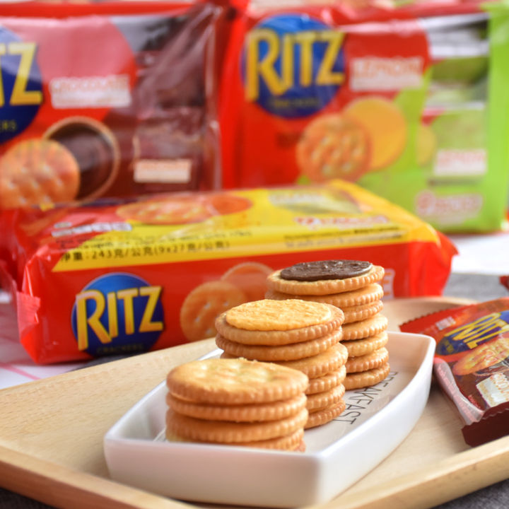 Lezhi RITZ imported chocolate biscuits with cheese and lemon sandwich 243g*2 bagged snacks for ...