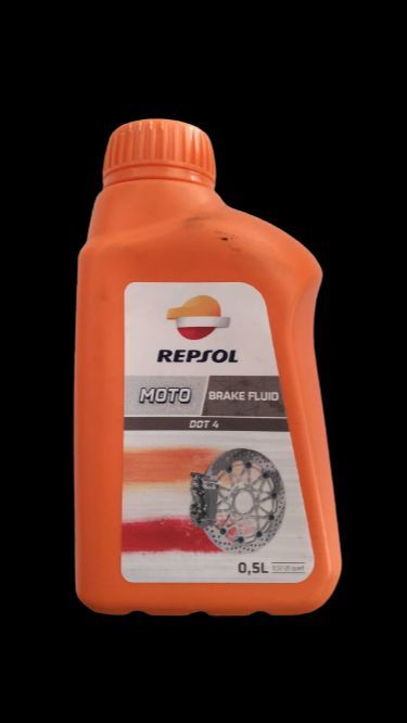 Repsol moto brake fluid น้ำมันเบรค Dot4 สำหรับรถบิ๊กไบค์ ปริมาณ 0.5 ...