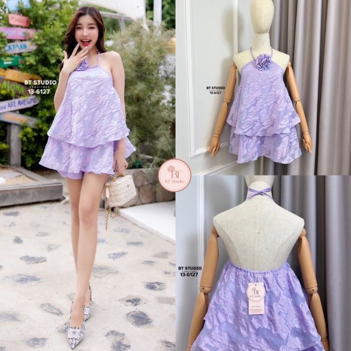 งานป้าย BT-Studio set 3ชิ้นเสื้อคล้องคอเว้าหลังผ้าลายดอกไม้นูน แมทซ์กับกางเกงขาสั้นกระเป๋าจริงมา ...