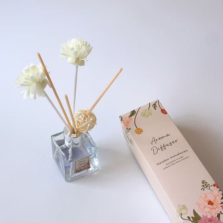 Flameless Aroma Diffuser 50ml square bottle essential oil with flower ...