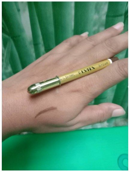 PENSIL ALIS LYRA FREE KUAS Peralatan makeup mata yang di gunakan untuk ...